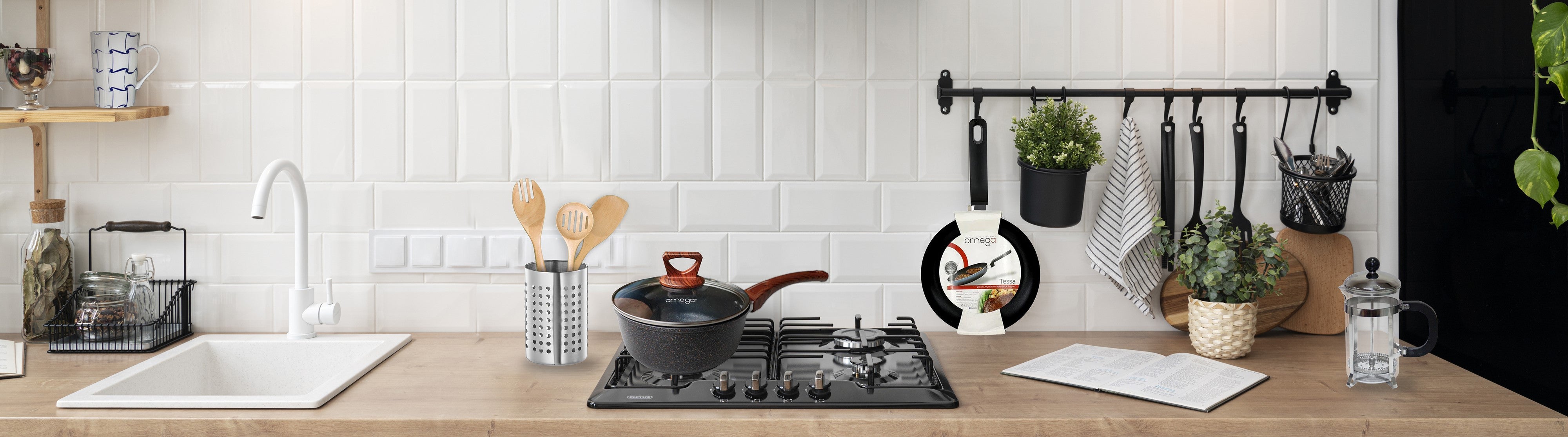 Omega -on-the-Wheels — Omega Houseware